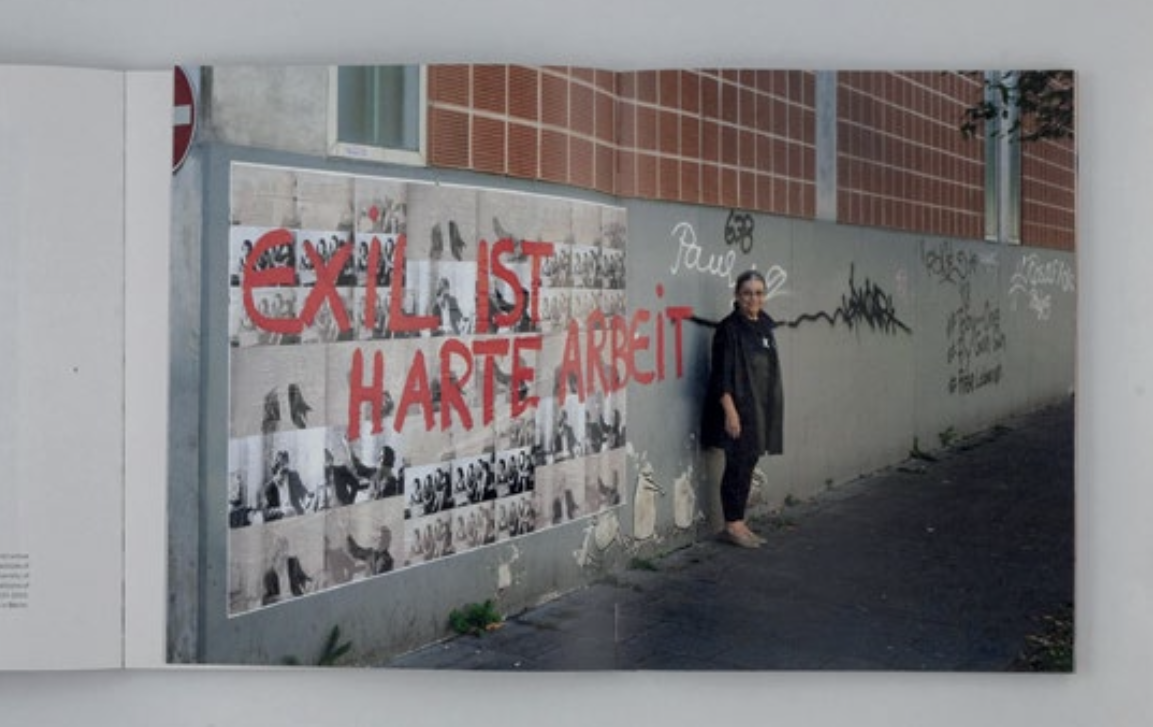 L'artiste Nil Yalter honorée par le Lion d'Or à la Biennale de Venise